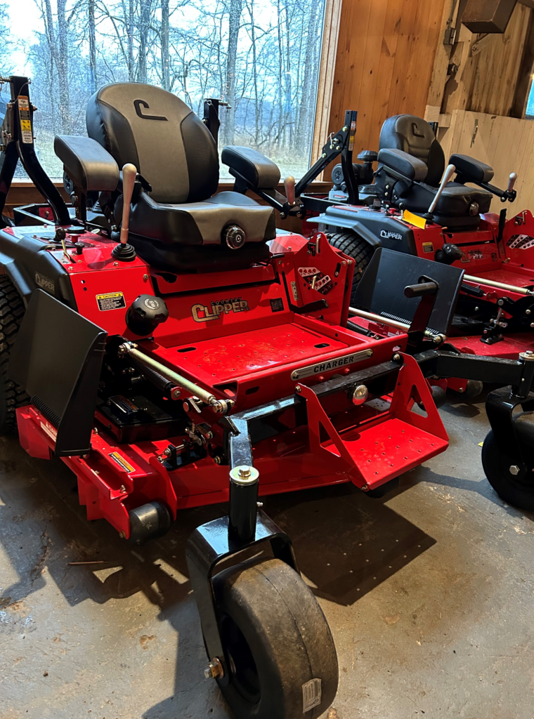 Country Clipper Mowers – Copp Farm Supply